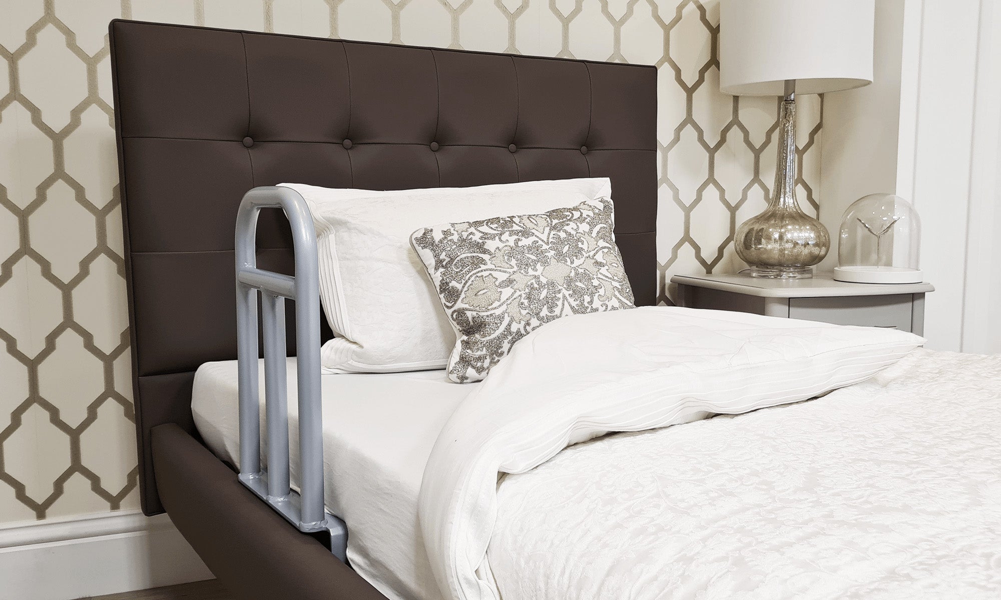 Opera® Signature Comfort Profiling Bed Grab Rail – Opera Beds